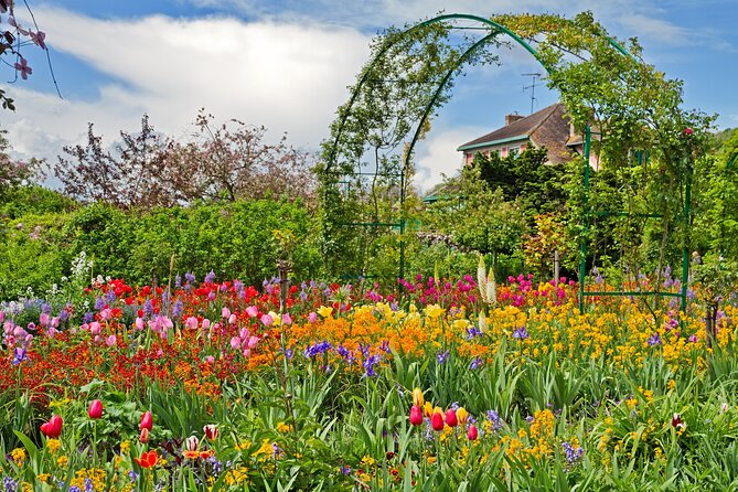 Giverny Monets House and Gardens Half Day Tour from Paris - The Sum Up: Who Should Book?