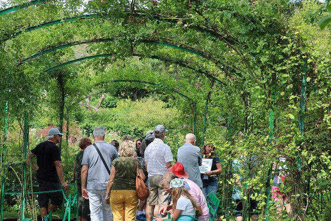 Giverny Private Half-Day Trip including Claude Monet' Gardens & House from Paris - Who Is This Tour Best For?