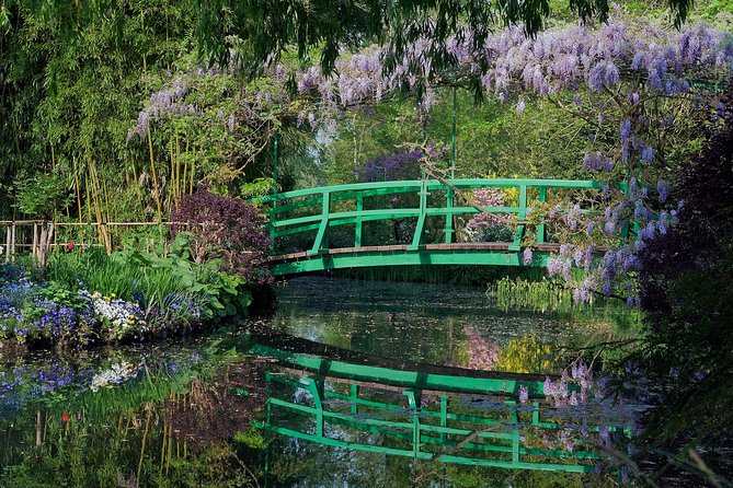 Giverny Private Trip With Monets House, Gardens & Impressionism Museum - Pickup and Timing