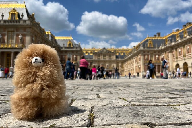 Giverny & Versailles Private Guided Tour With Ticket Entry - Explore Monets House and Gardens