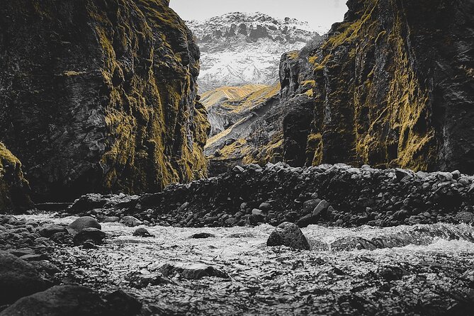 Glacier Express Jeep & Hiking Tour - Local Icelandic Guide - Deep Dive into the Reviews