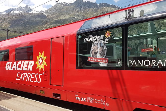 Glacier Express Panoramic Train Round Trip From Zürich With Private Guide - Onboard the Glacier Express Train