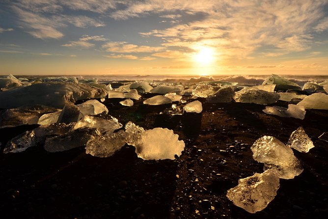 Glacier Lagoon & Northern Lights Small-Group Tour From Reykjavik - What to Expect and Recommendations