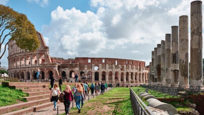 Gladiators & Saints: Colosseum Arena and St. Peter's Prison - Key Points