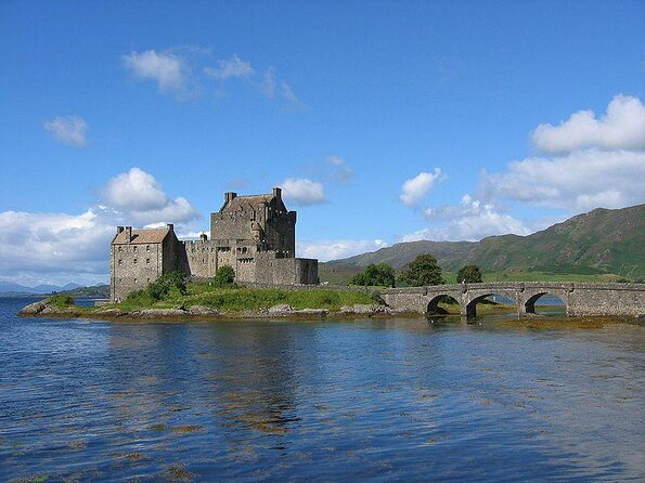 Glasgow: Eilean Donan, Loch Ness & Glenfinnan - 2 Day Tour - Key Points