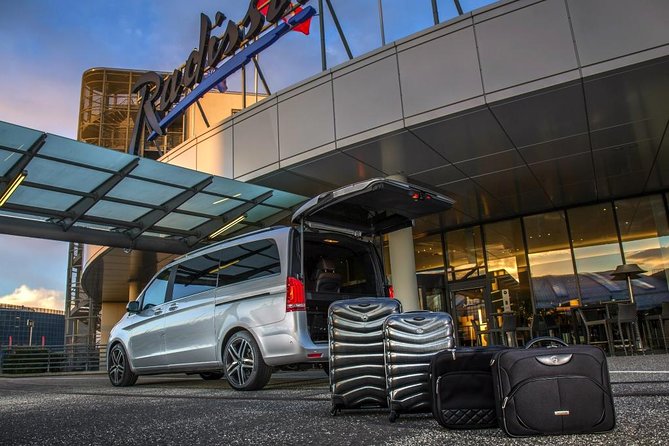 Glasgow Luxury Private Day Tour with Scottish Local - Key Points