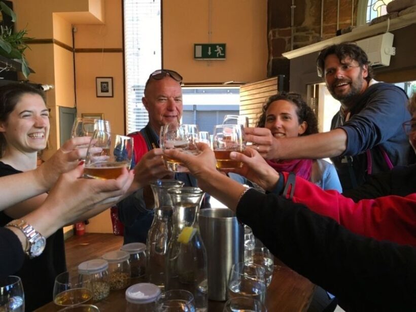 Glasgow: Walking Tour With Beer Tasting - Discover Glasgow’s Beer and History on a Walking Tour