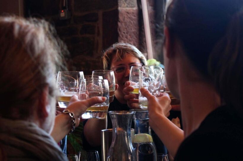 Glasgow: Walking Tour With Beer Tasting - Practicalities & Tips for Travelers