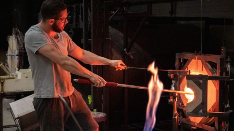 Glass Blowers, Art Galleries and Medieval Villages - Who Will Love This Tour?