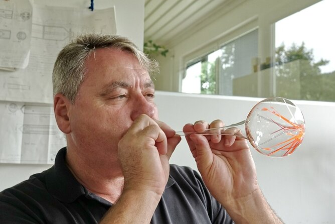 Glass blowing workshop Relaxation through concentration - Who Will Love This?