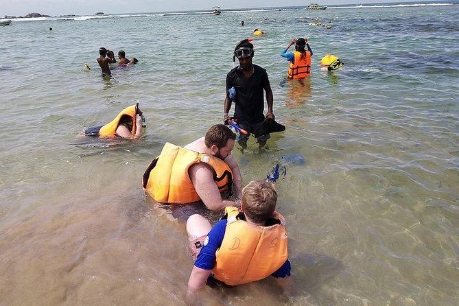 Glass Bottom Boat Tour and Snorkeling Hikkaduwa - Who Should Consider This Tour?