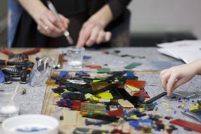 Glass Jewellery Workshop - Amenities and Comforts Provided During the Workshop