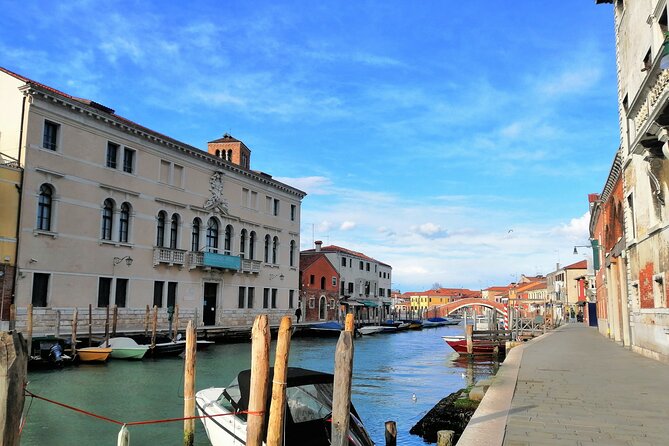 Glass Lampwork Workshop and Walking in Murano - Accessibility and Group Size Considerations