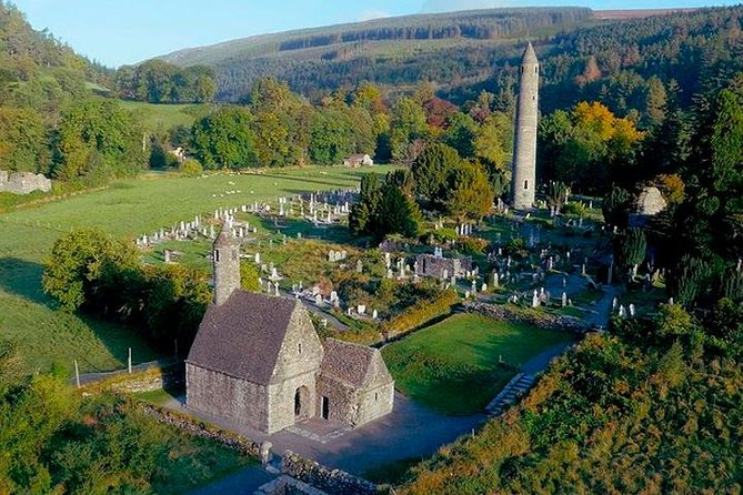 Glendalough & Wicklow Mountains Half Day Morning Tour From Dublin - What to Bring and Wear