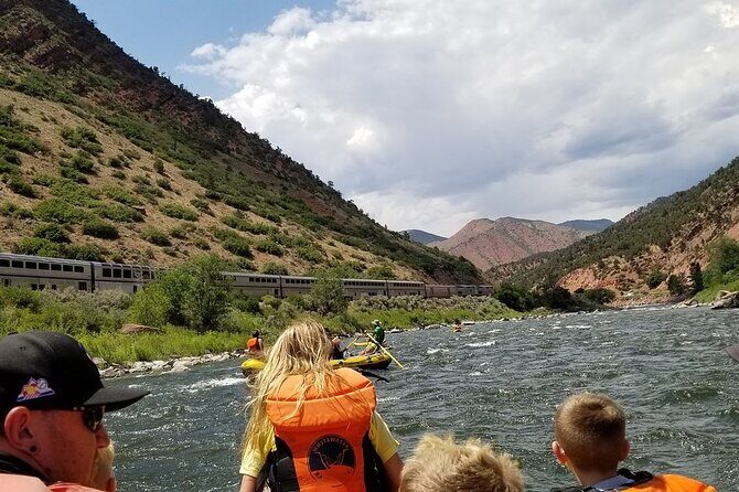 Glenwood Springs Short and Mild Rafting Trip - Setting the Scene: What You Can Expect