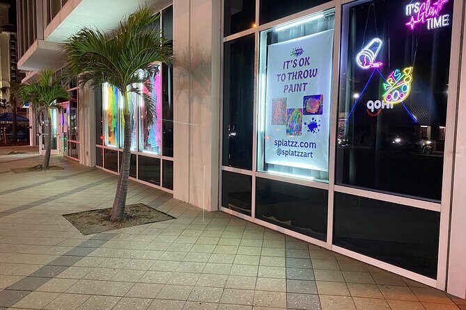 Glow In The Dark Painting With Friends - Who Should Consider This Experience?