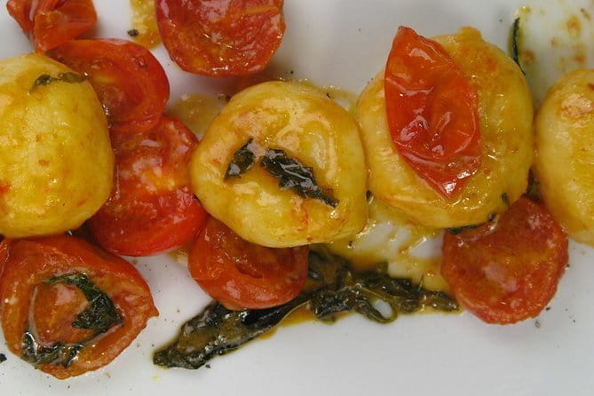 Gluten-Free Dinner & Wine in the Chef's Charming Home - The Itinerary and What to Expect