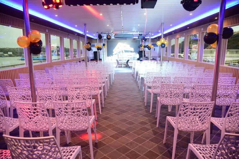 Goa: Triple Deck Family Dinner Cruise and Performances - Key Points