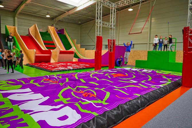 GOJUMP MEGAPARK Kraków-Sikorki - 1 Hour Trampoline Park Ticket - Frequently Asked Questions