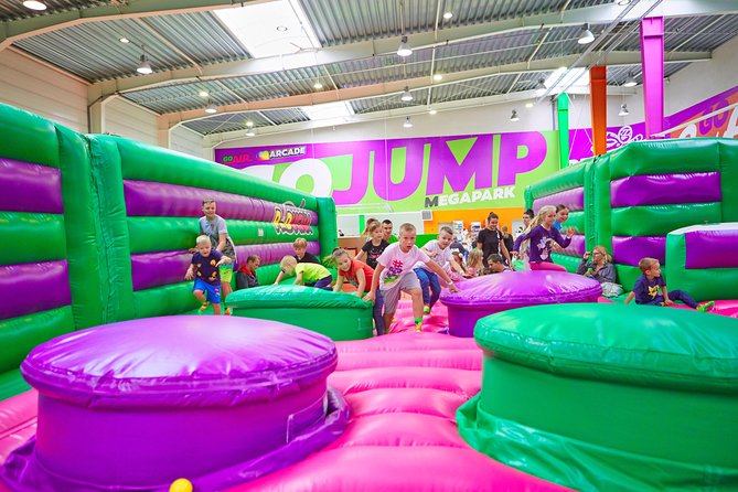 GOJUMP MEGAPARK Kraków-Sikorki 1h Ticket: GOAIR Inflatable Park - Accessibility Considerations