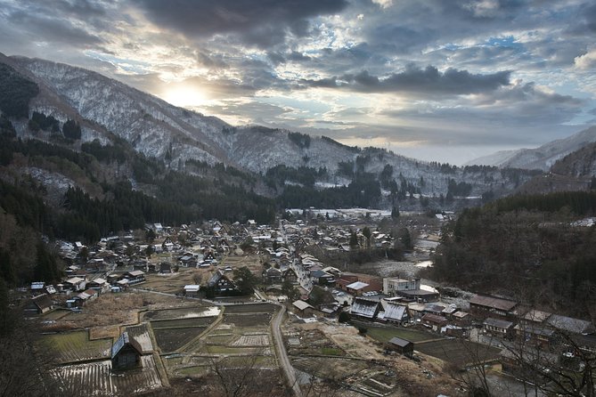 Gokayama and Shirakawago/Photoshoot by Professional Photographer - Professional Photographer Guide