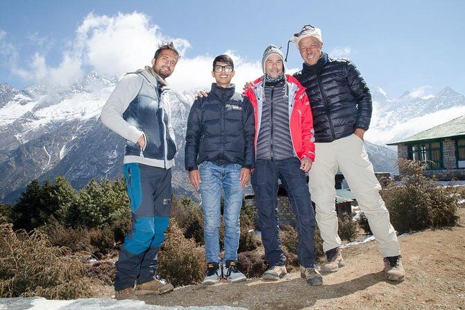 Gokyo Lake trek(gokyori trek, Chola pass trek, Renjola pass trek) - An In-Depth Look at the Gokyo Lake Trek