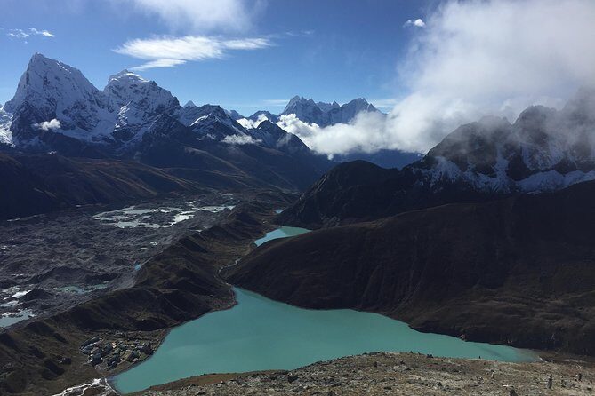Gokyo Lakes And Renjola Pass Trek - 12 Days - Who Is This Trek Best For?