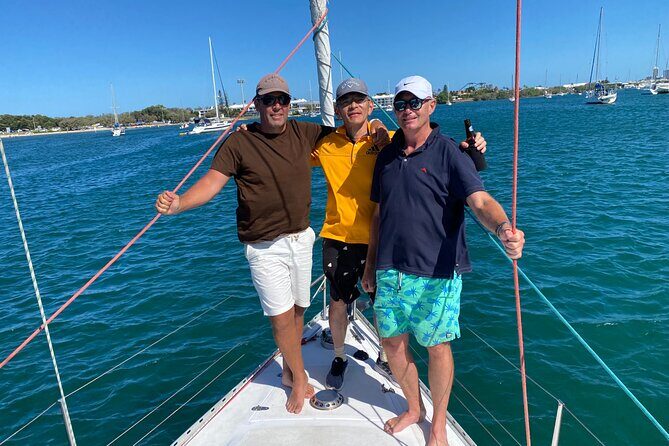Gold Coast Boat Hire Self-Drive with No License Required - Reviews in Context
