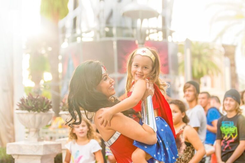 Gold Coast: Movie World, Sea World, Wet'n'Wild 14-Day Pass - Key Points