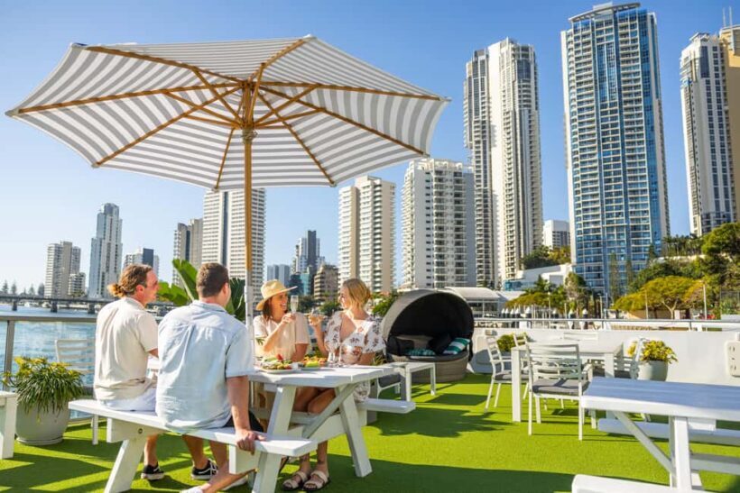 Gold Coast: Sightseeing Cruise with Buffet Lunch - Key Points
