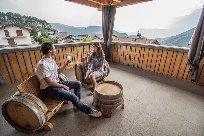 GOLD EXPERIENCE - Winery Tour & Tasting at Villa Corniole - Key Points