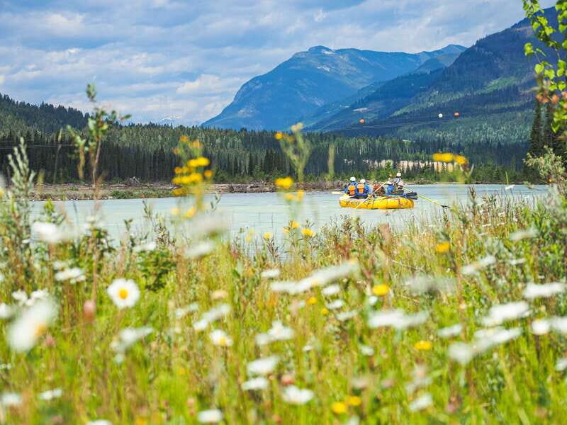 Golden, BC: Kicking Horse River Family Rafting with Lunch - FAQ
