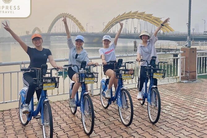 Golden Bridge & Ba Na Hills Sunset Tour Pick Up From Hoi An - The Transportation & Group Size