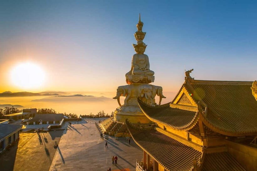 Golden Buddha & Cloud Sea: Emei Mountain Private Tour - Who Should Book This Tour?