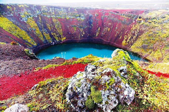 Golden Circle Cruise Arrival: Exclusive Small Group Tour - Exploring the Golden Circle