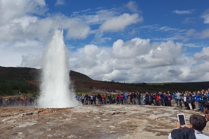 Golden Circle. Private Day Tour From Reykjavik - Marveling at the Kerid Crater and Gullfoss Waterfall