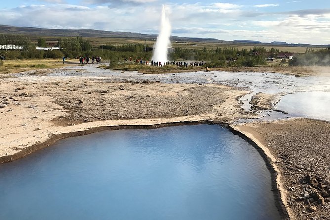Golden Circle & Secret Lagoon & Friðheimar (lunch included) - PRIVATE TOUR - Why this Tour Stands Out