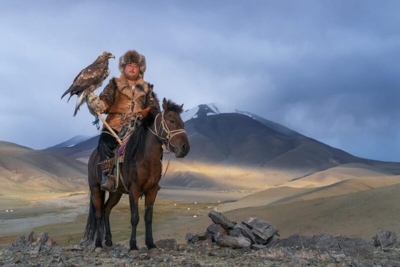 Golden Eagle Festival and Greate Gobi desert tour - Discover the Mongolia of Your Dreams: Golden Eagle Festival and Gobi Desert Tour