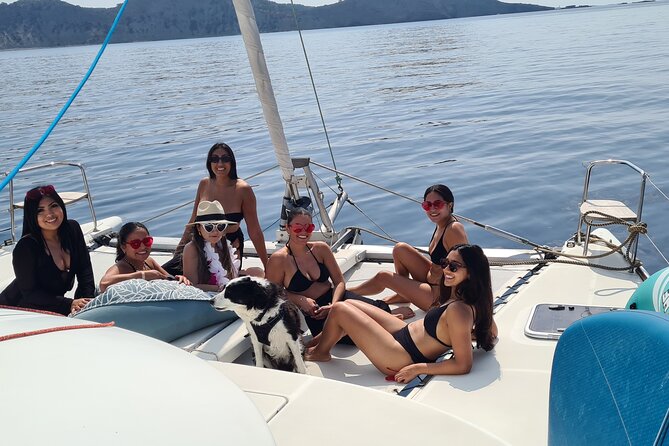 Golden Horizons: Private Sailboat Sunset Sail in Ibiza - Onboard Experience and Amenities