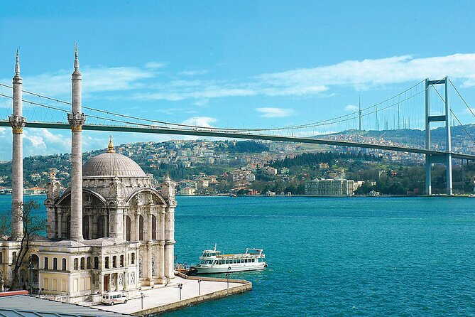Golden Horn and Bosphorus Boat Tour in Istanbul - Scenic Sights Along the Cruise