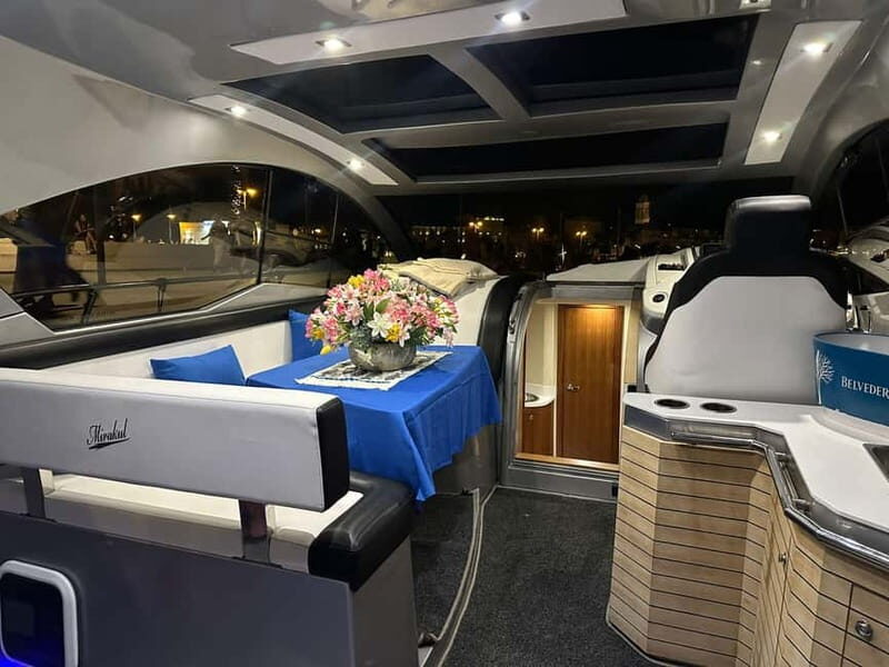 Golden Hour Cruise & Night Swim with drinks - Key Points