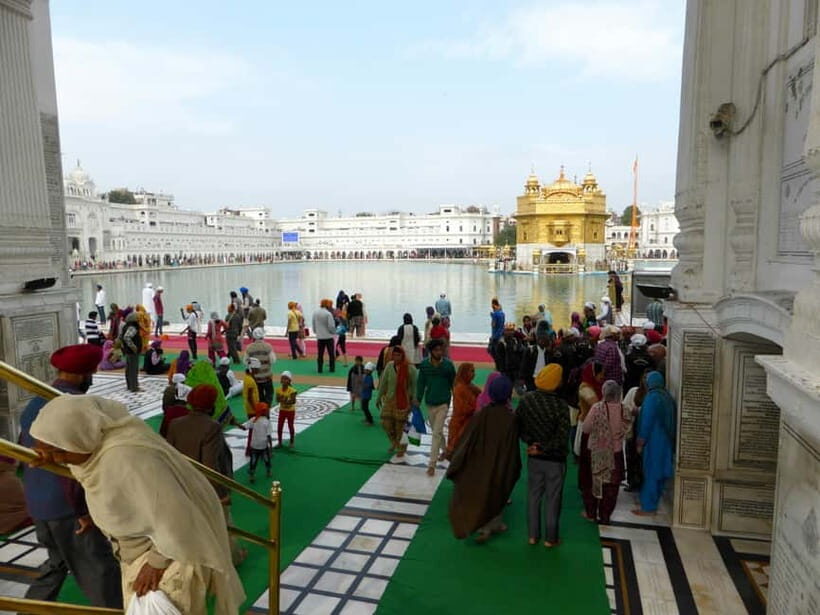 Golden Temple and Wagah Border Private Tour with Lunch - Exploring the Highlights
