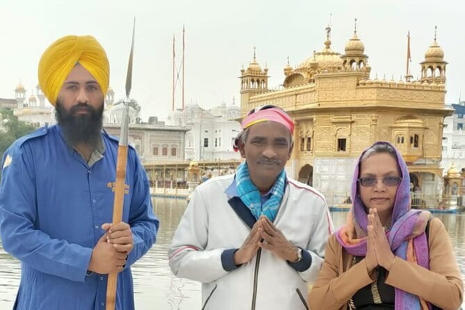 Golden Temple to Wagah Border: A Complete Amritsar Day Experience - What Makes This Tour Stand Out?