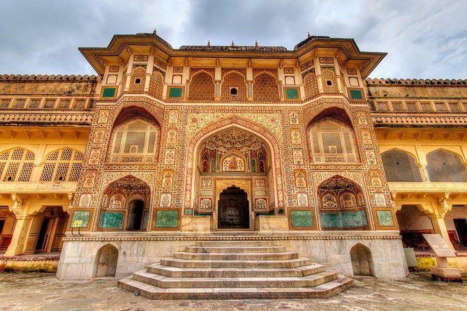 Golden Triangle Tour 3 Night/4 Days from Delhi - Sunrise at the Taj Mahal: A Highlight