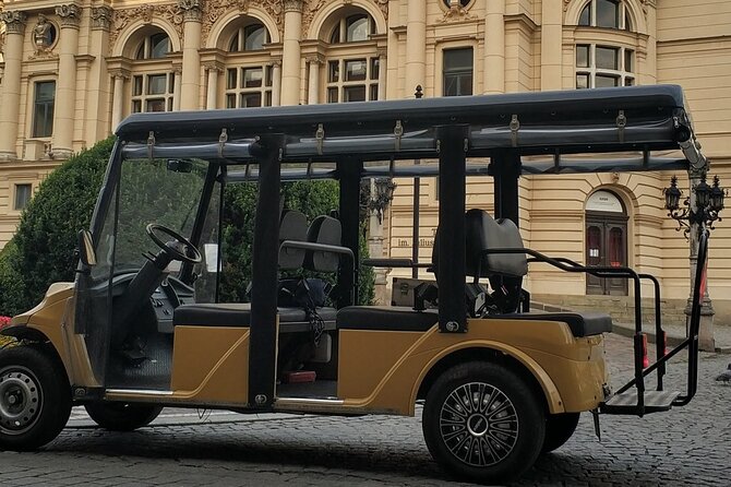 Golf Cart Group Tour via Old Town, Jewish Kazimierz and Ghetto - Wawel and the Wawel Cathedral