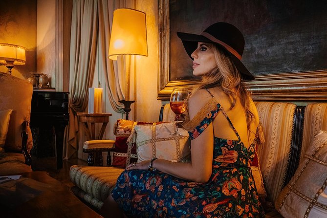 Gondola Ride and Aperitif in a Venetian Palace - Who Will Enjoy This Tour?