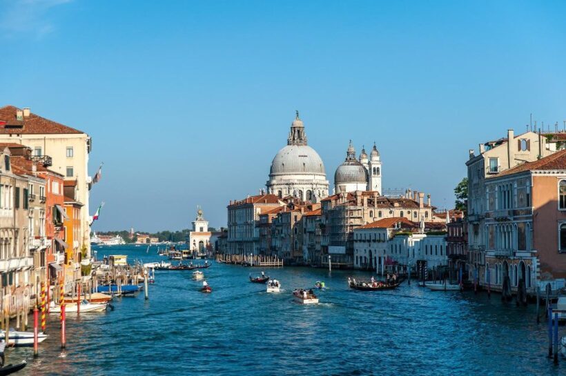 Gondola tour with Four Seasons Concert by VENICE in GONDOLA - Who Should Consider This Experience