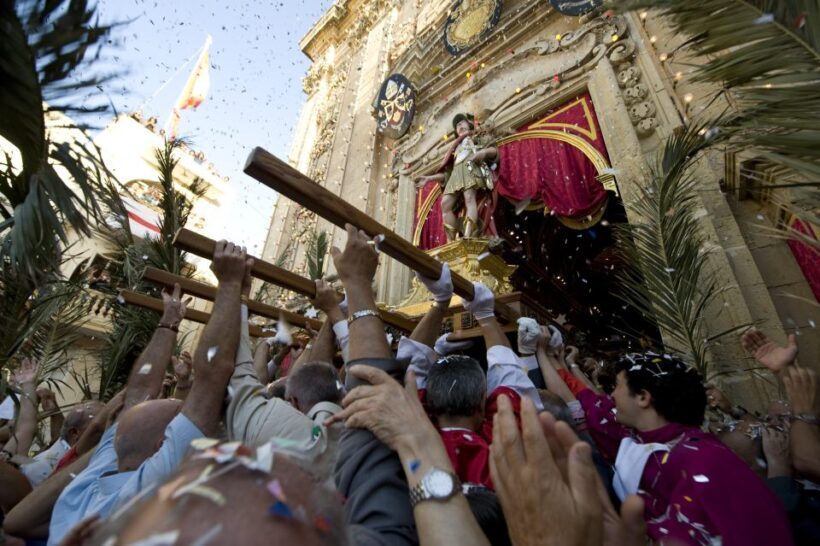 Good Friday Easter Procession with Commentary and Transport - Introduction