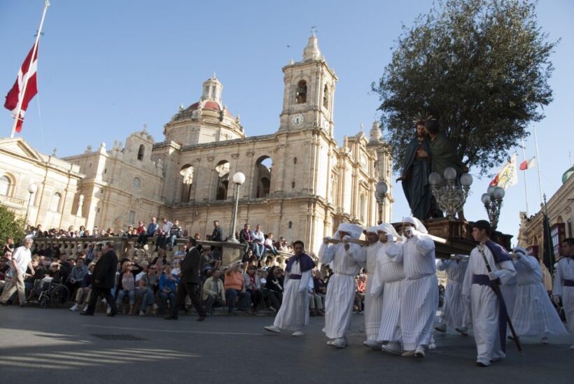 Good Friday Easter Procession with Commentary and Transport - Who Will Love This Tour?