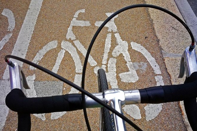 Good Morning Rider: Discovering the Town by Bike - Practical Tips for Your Bike Tour